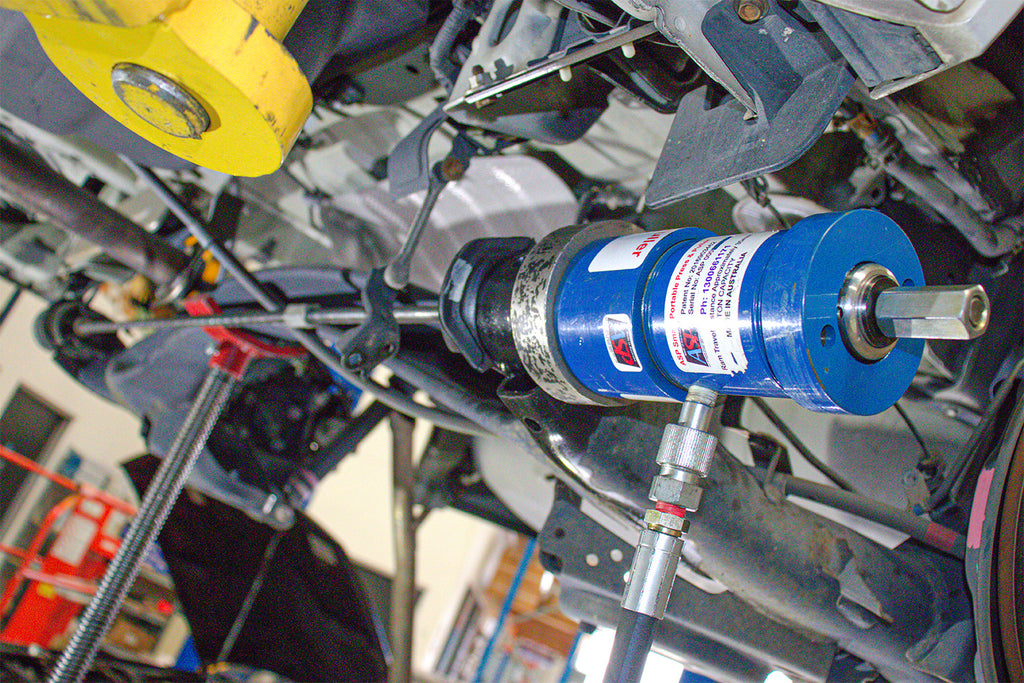 Toyota Tarago / Estima - 2 x Rear sub frame bushes replacement – ASP ...